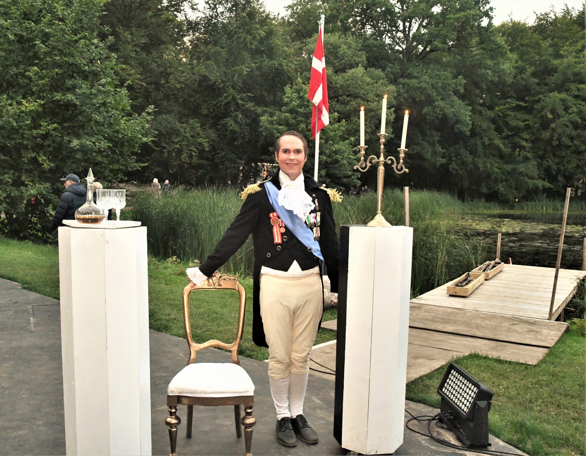 Hammermøllens Teatergruppe: EN FRI MAND - KULTURINFORMATION Teater