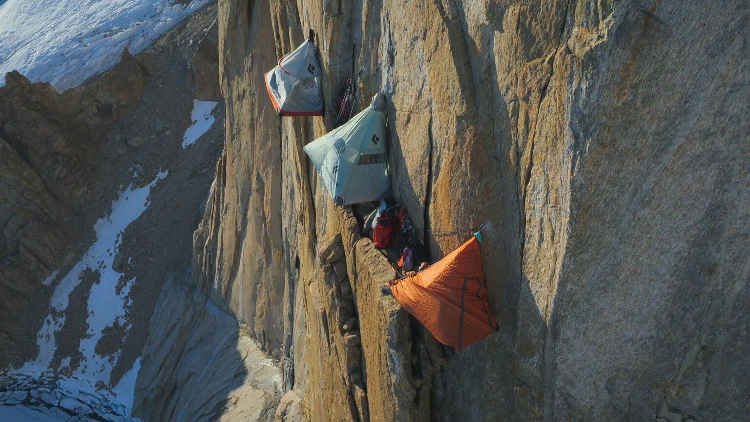 National Geographic: ARCTIC ASCENT WITH ALEX HONNOLD - KULTURINFORMATION