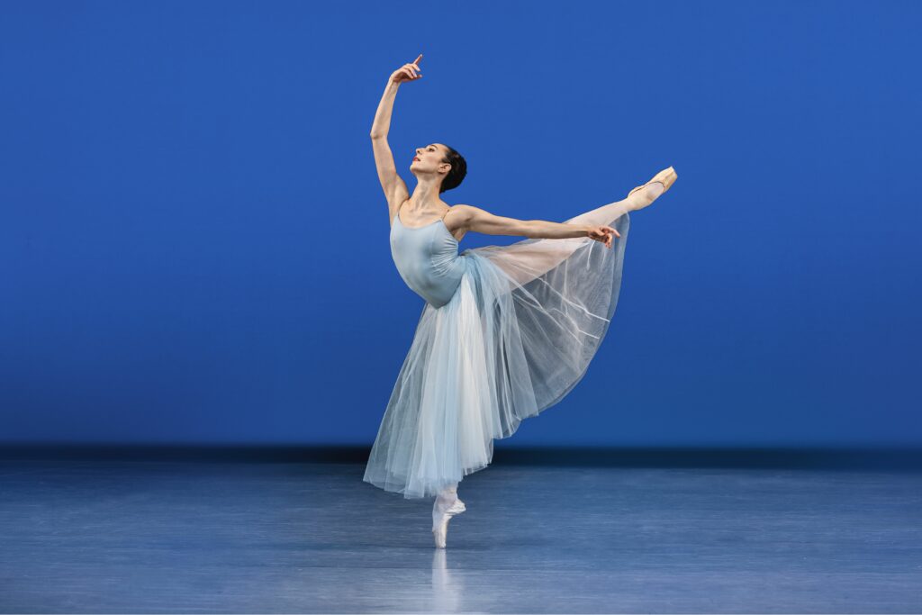 DET KONGELIGE TEATER: Giant steps - KULTURINFORMATION Ballet