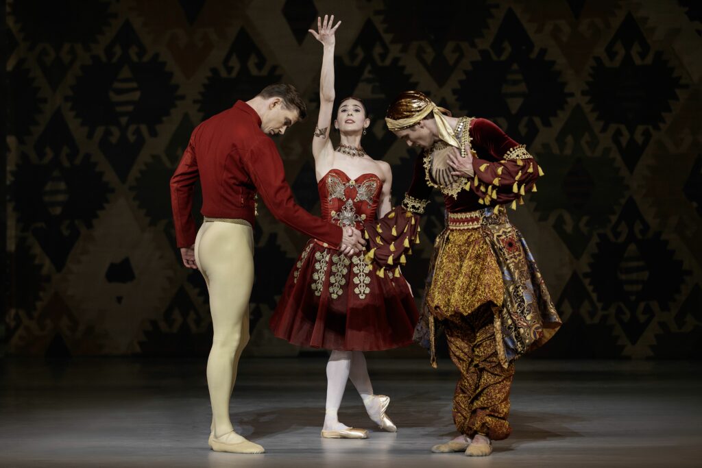 Ballet: RAYMONDA - KULTURINFORMATION